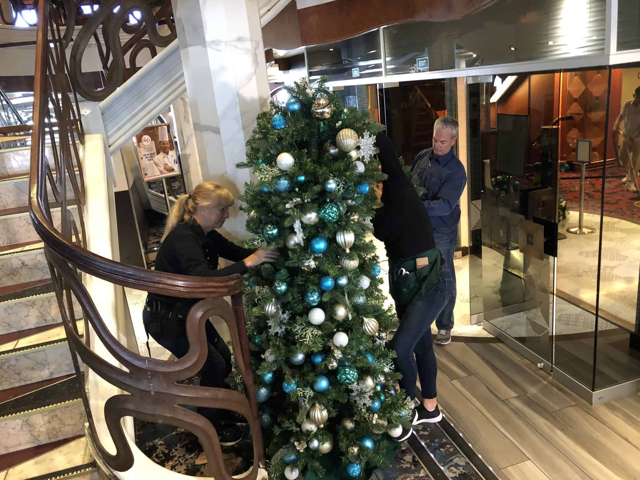 See How Carnival Decorates 27 Cruise Ships for Christmas [PHOTOS]