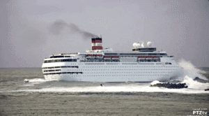 Cruise Ship Has Rocky Ride Into Port [Video]