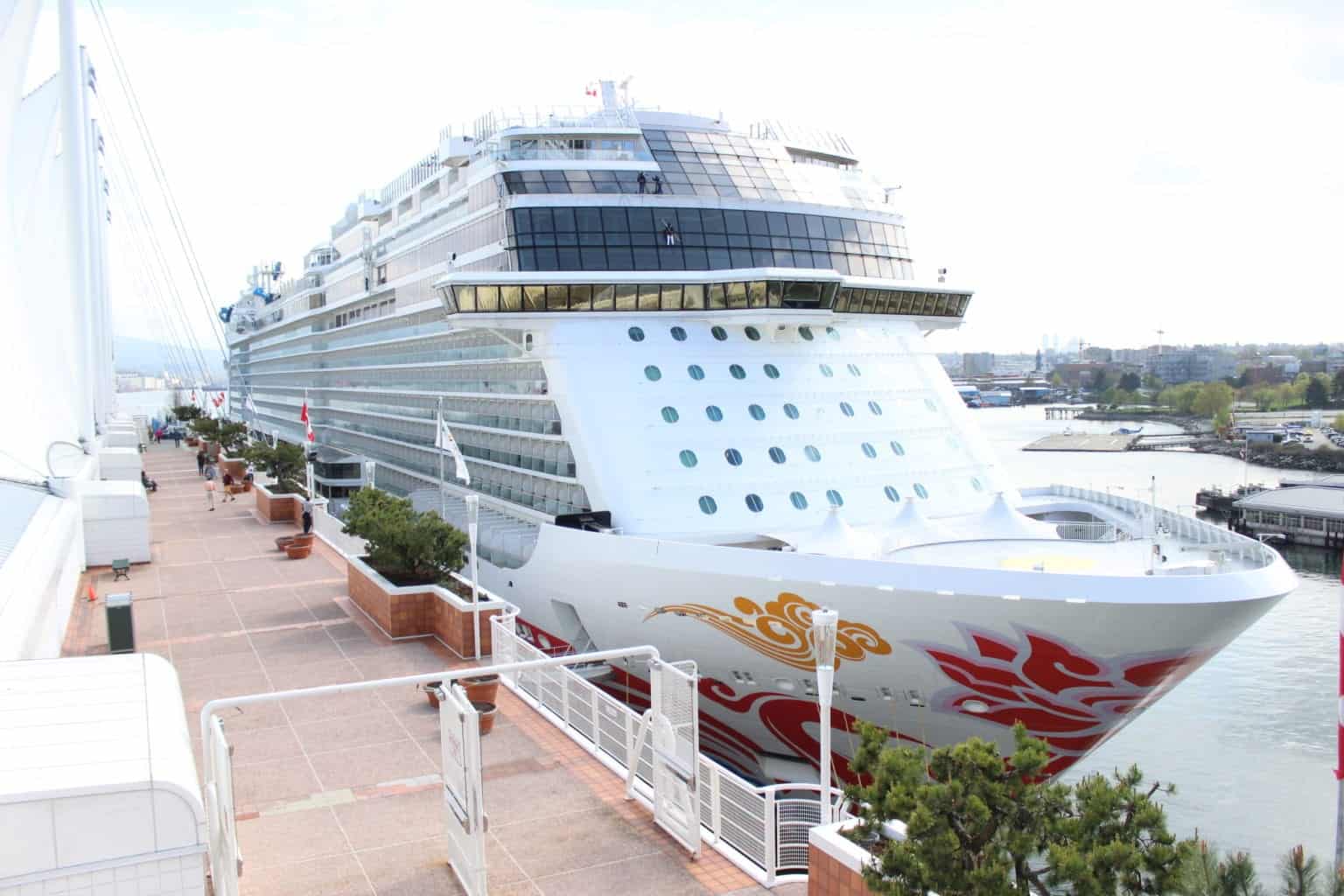 Cruise Ship Photo Tour: Norwegian Joy