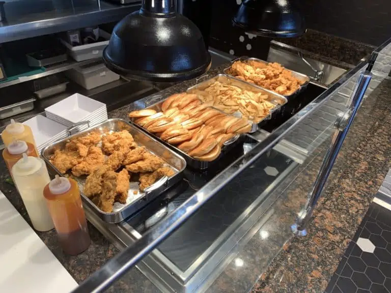 Review: Shaq's Big Chicken on Carnival's Mardi Gras