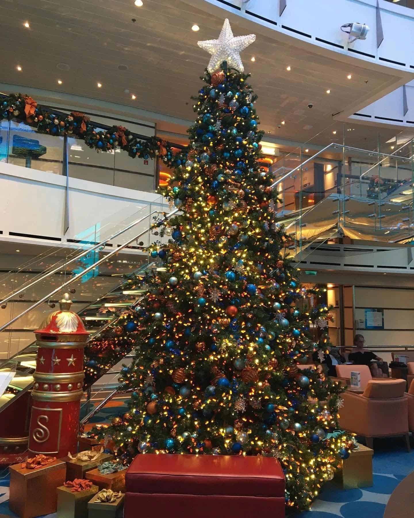 See How Carnival Decorates 27 Cruise Ships for Christmas [PHOTOS]
