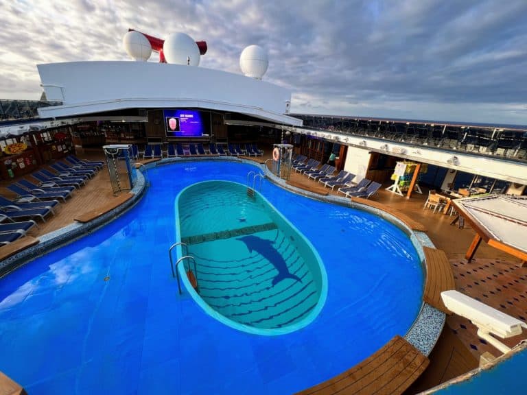 11 First Impressions of Carnival Spirit