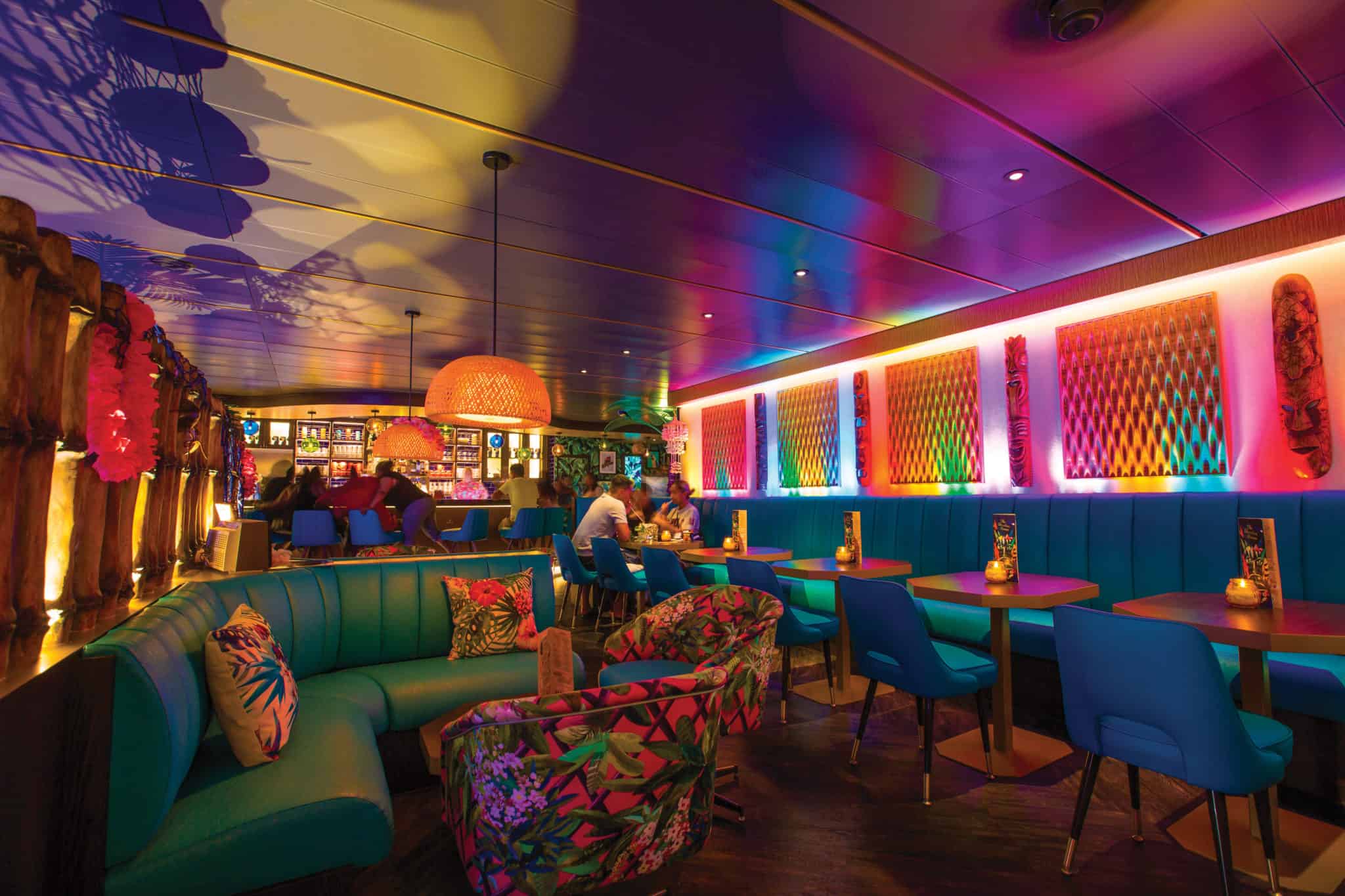 18 Most Unique & Best Cruise Ship Bars in 2022