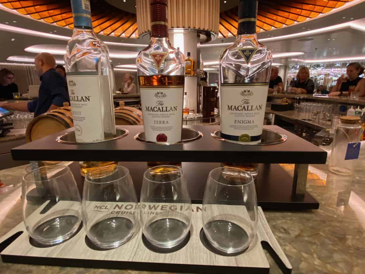 Norwegian Prima Bars Offer New Hot Spots For Cool Drinks