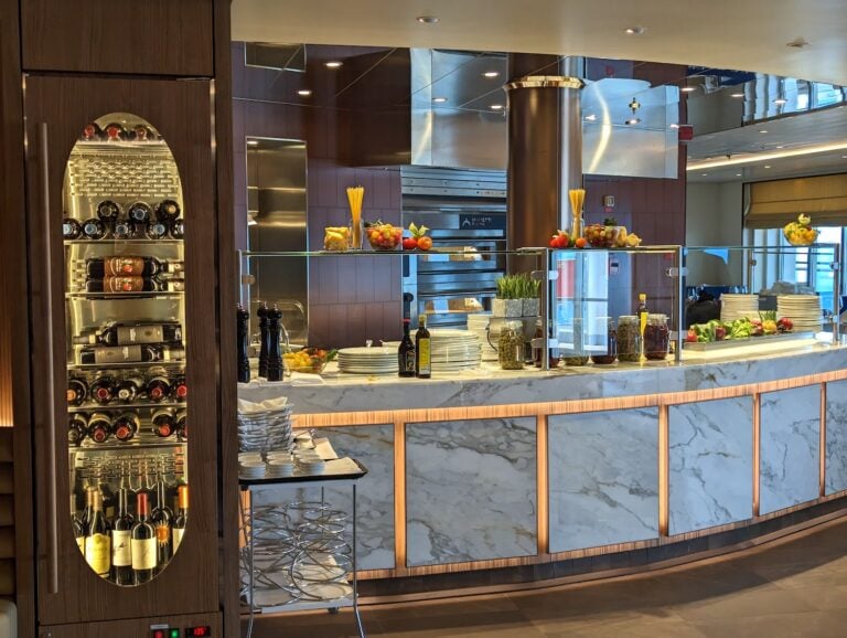 Carnival Venezia Dining Guide: Restaurants and Food