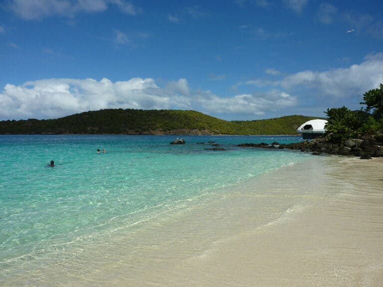 6 Best Beaches in St. Thomas for Cruise Passengers