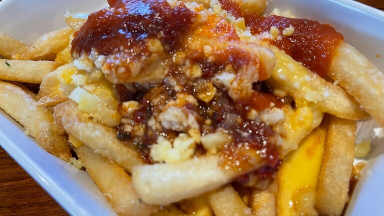 20+ Best Things to Do on Carnival Mardi Gras [2024 Guide]