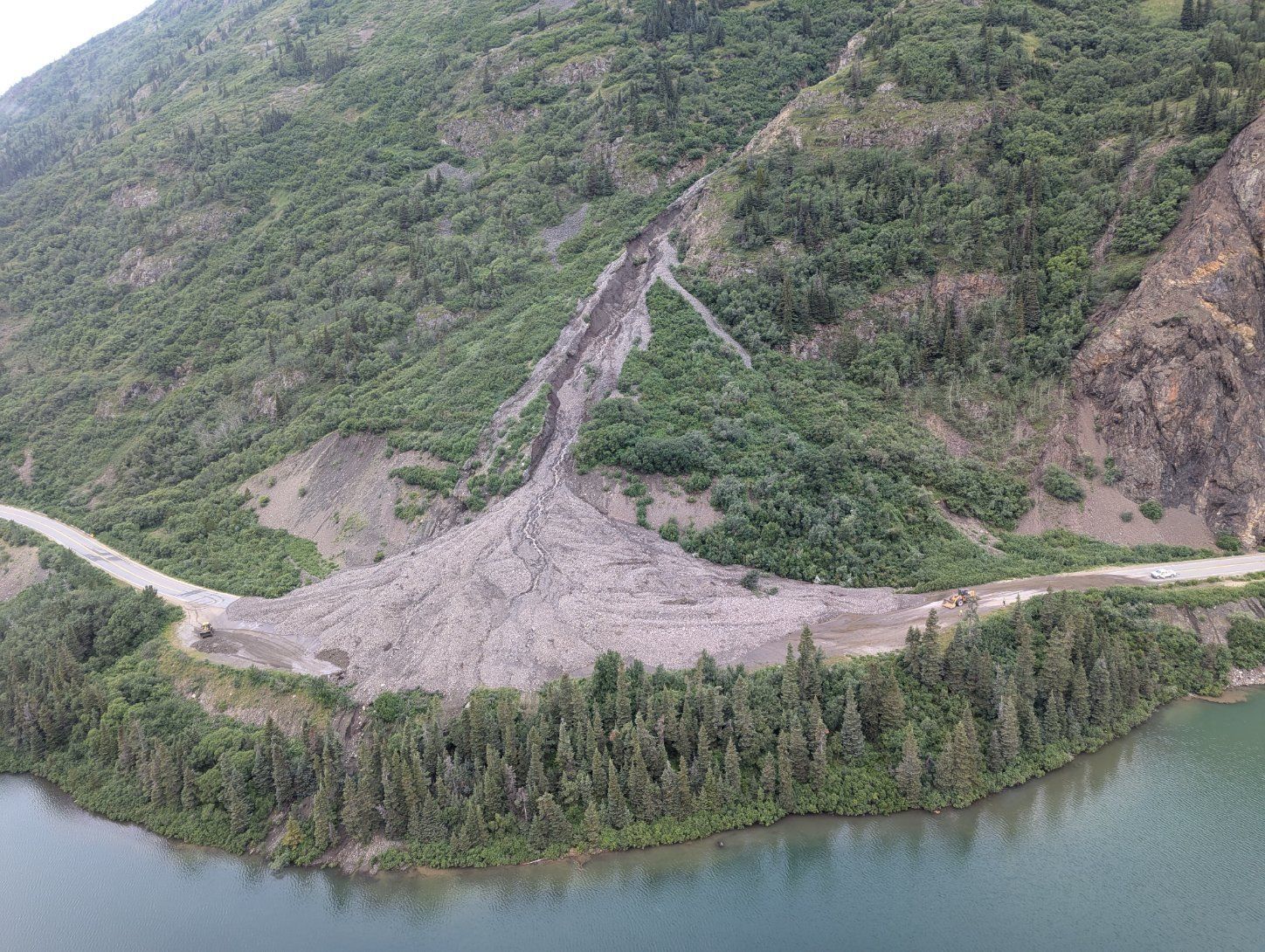 Landslide Strands Cruisers in Alaska, Passengers Safely Returned